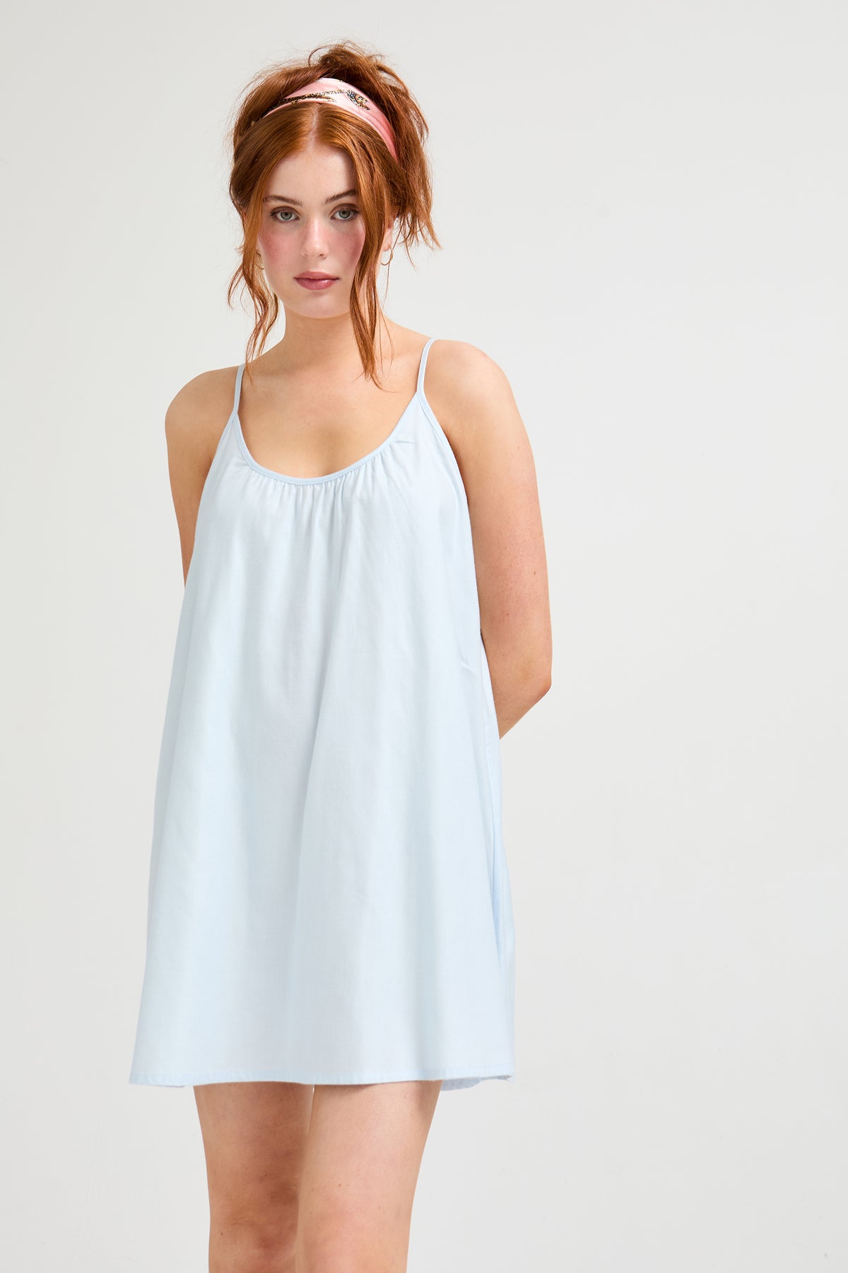 What is a Chemise? Meaning, Style, Fit and Nightdress Differences